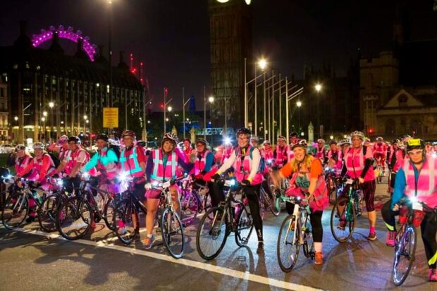 Night Cycling In London For The First Time - Travel Loyal