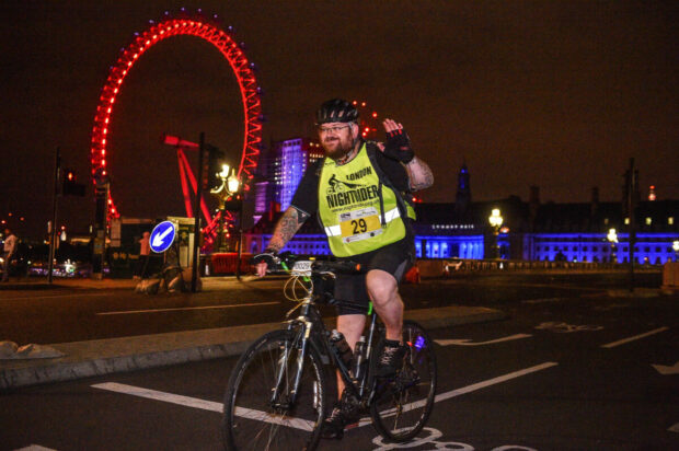 Night Cycling In London For The First Time - Travel Loyal